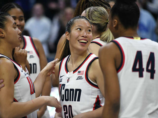 UConn women's basketball guard Kaitlyn Chen feels support from parents