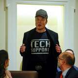 Who did the 'Be Someone,' 'Toeflop' graffiti in Houston?