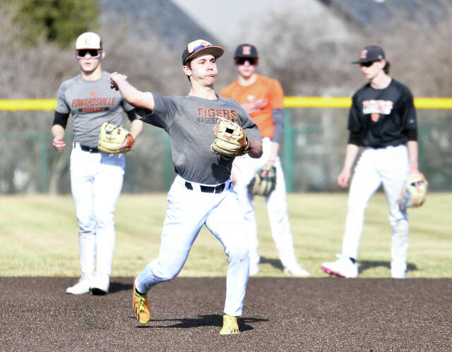Edwardsville High School baseball opens practice for 2025 season