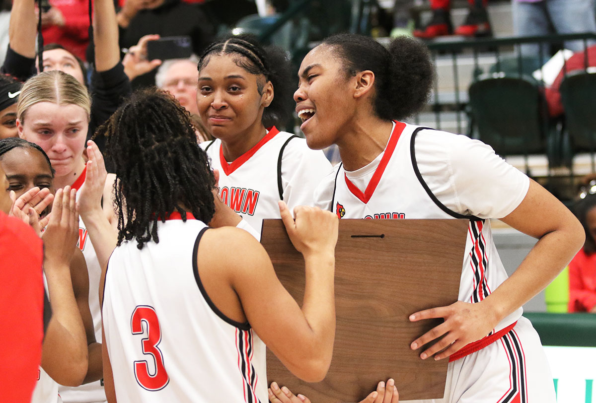 Time has come, Alton girls basketball wins super, advances to state