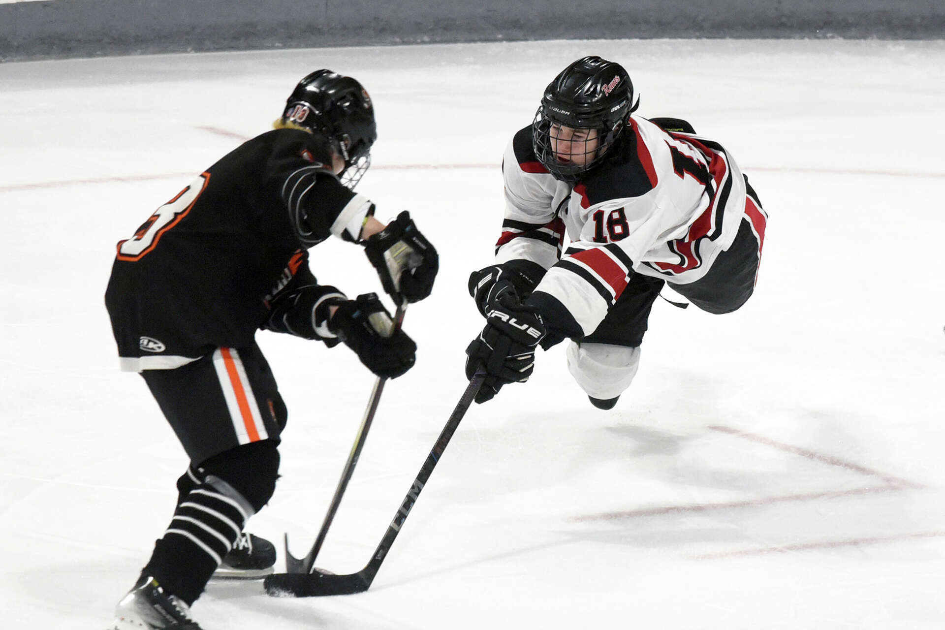 Connecticut boys ice hockey top performers in conference tournaments