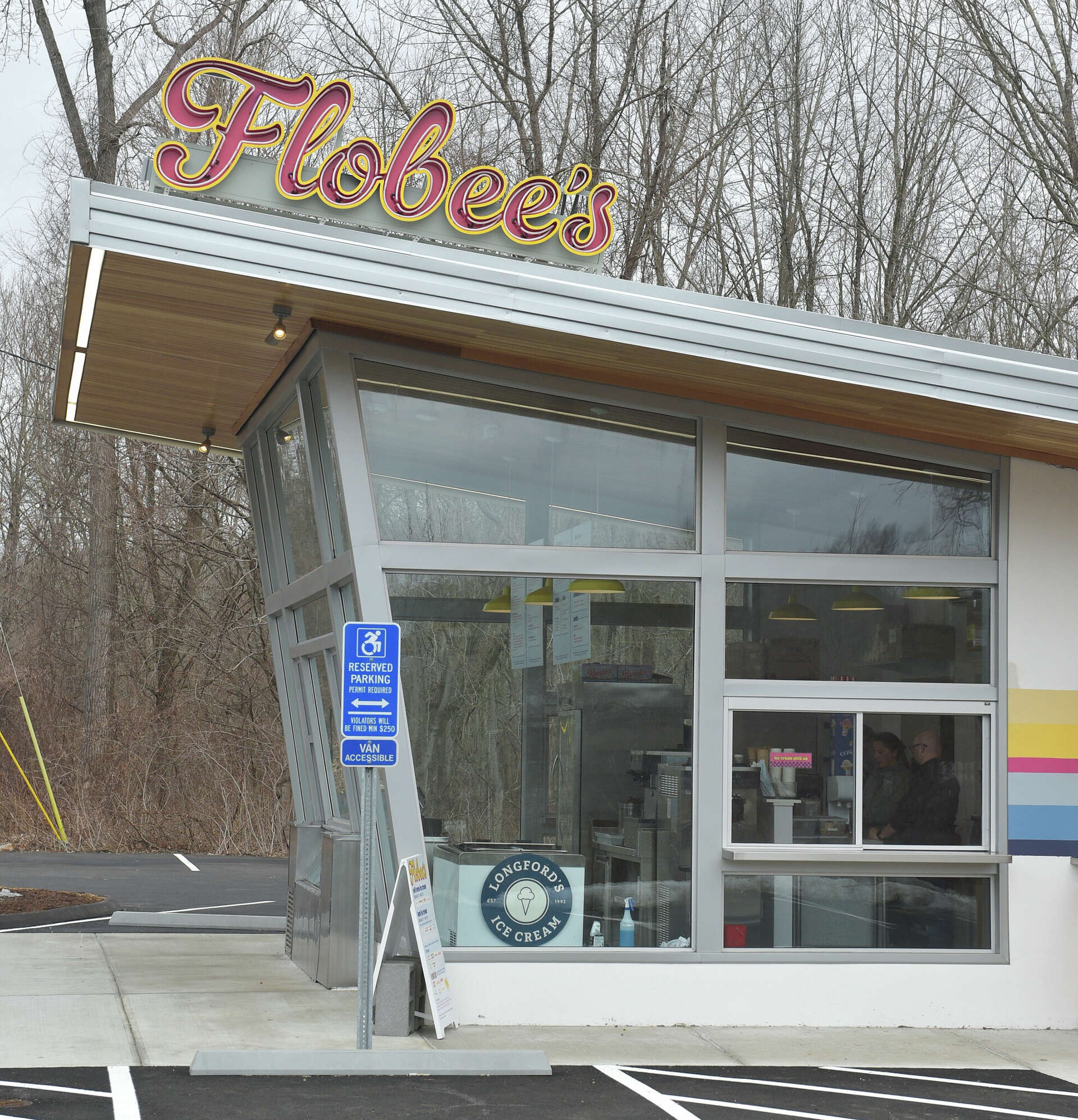 Ridgefield ice cream landmark reopens as Flobee's Roadside Stand