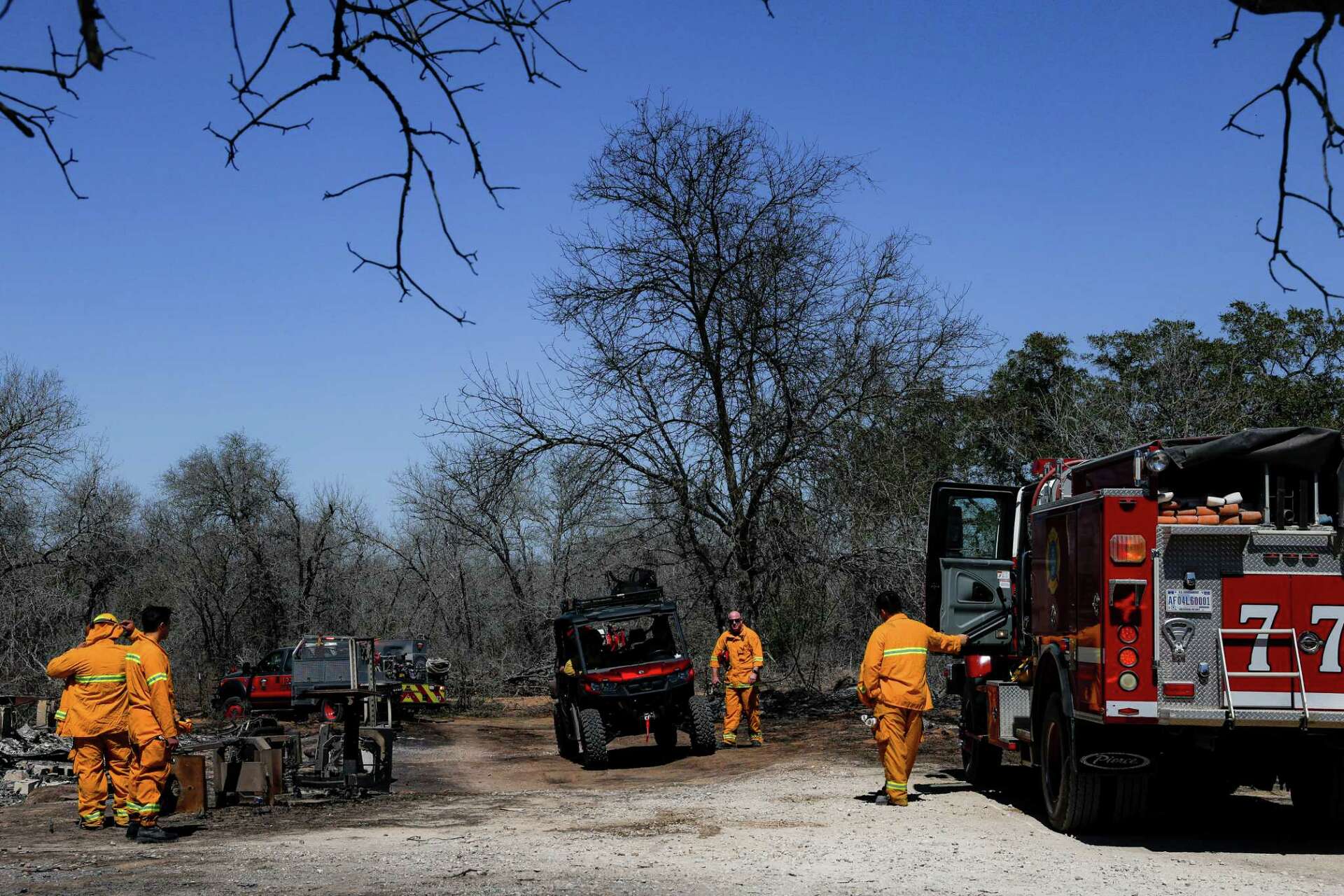 Wildfire in South Bexar County took their neighbors' homes