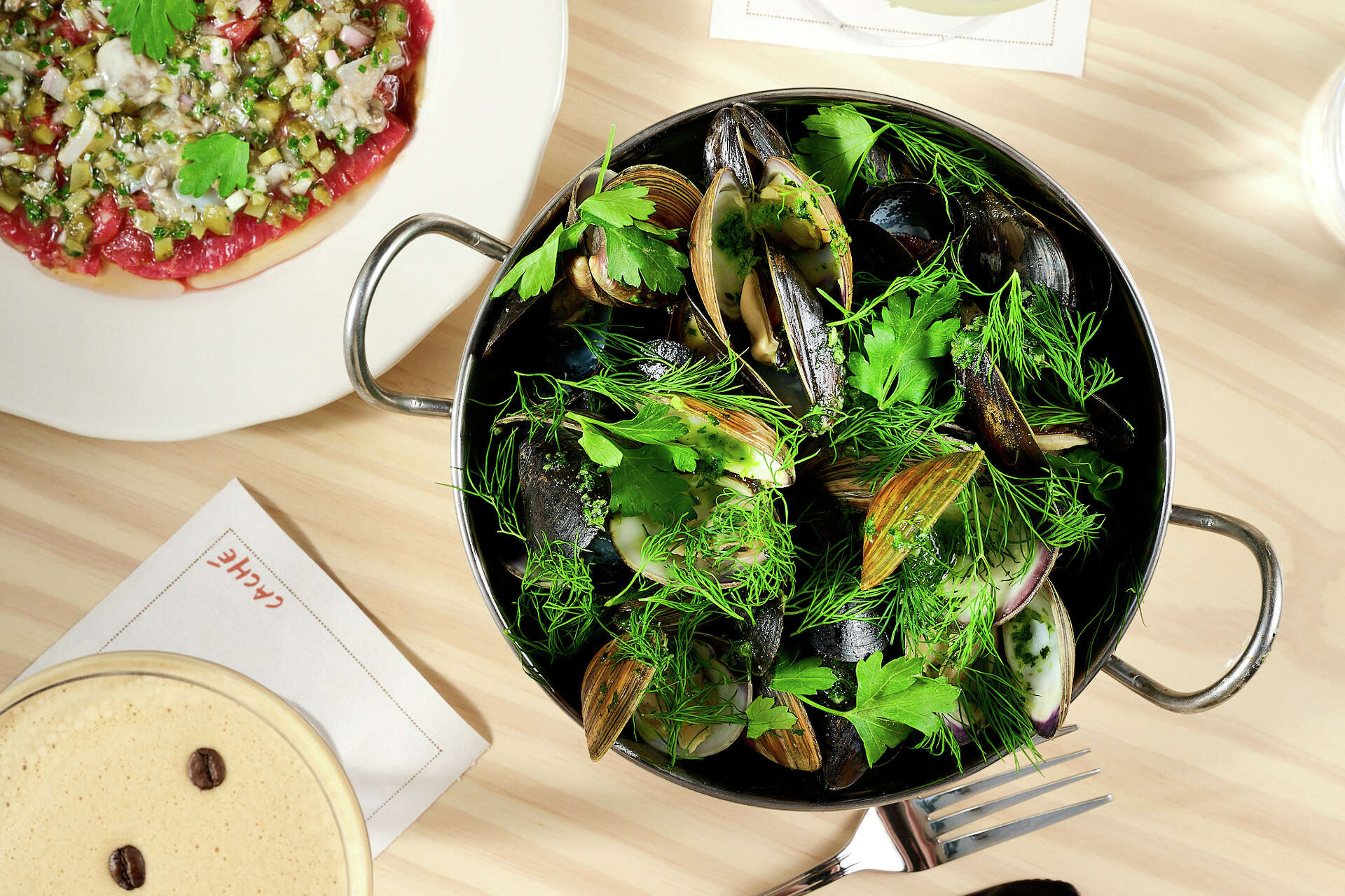 Caché, a new French bistro, opens in SF's Inner Sunset