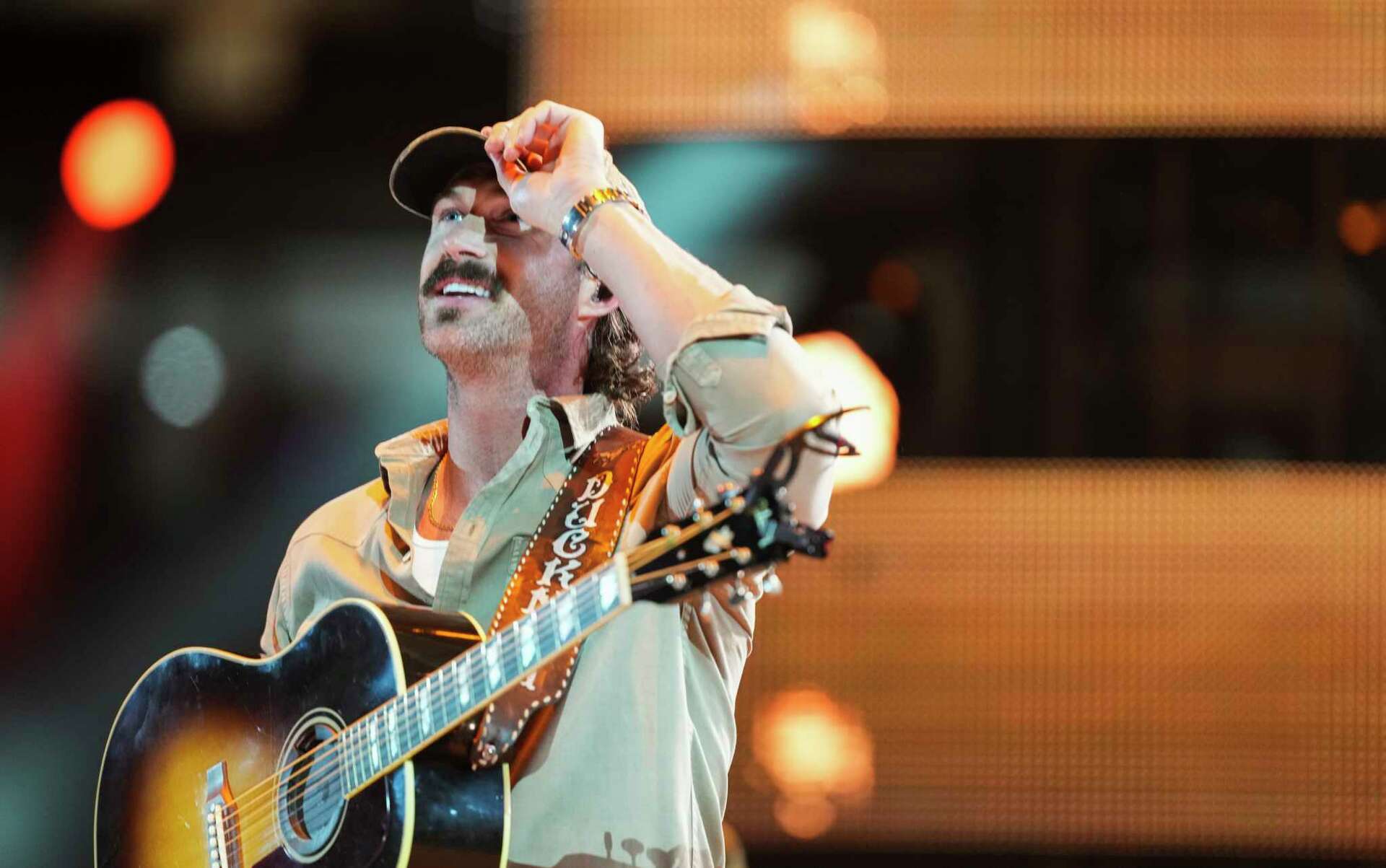 Houston Rodeo review: Riley Green debuts new song 'Cowboy As It Gets'