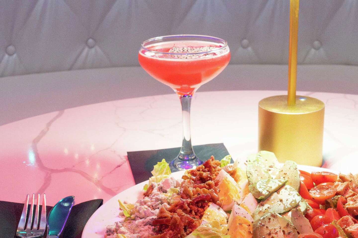 Montrose Country Club opens in Houston with restaurant and pool