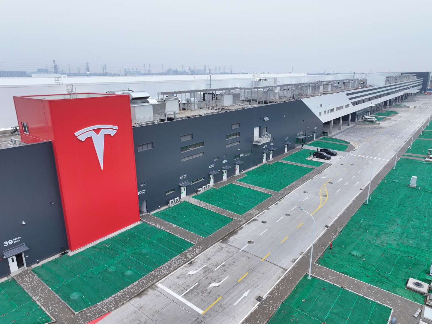 Tesla planning Houston area 'Megafactory'