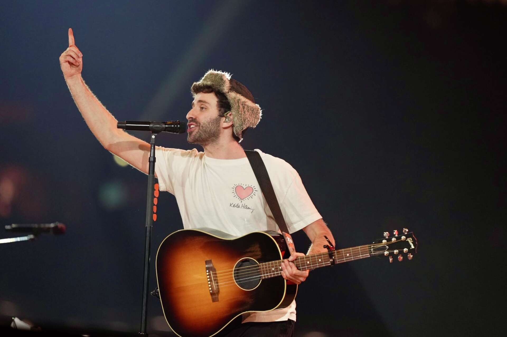 Houston Rodeo review: AJR has kids and families dancing in the aisles