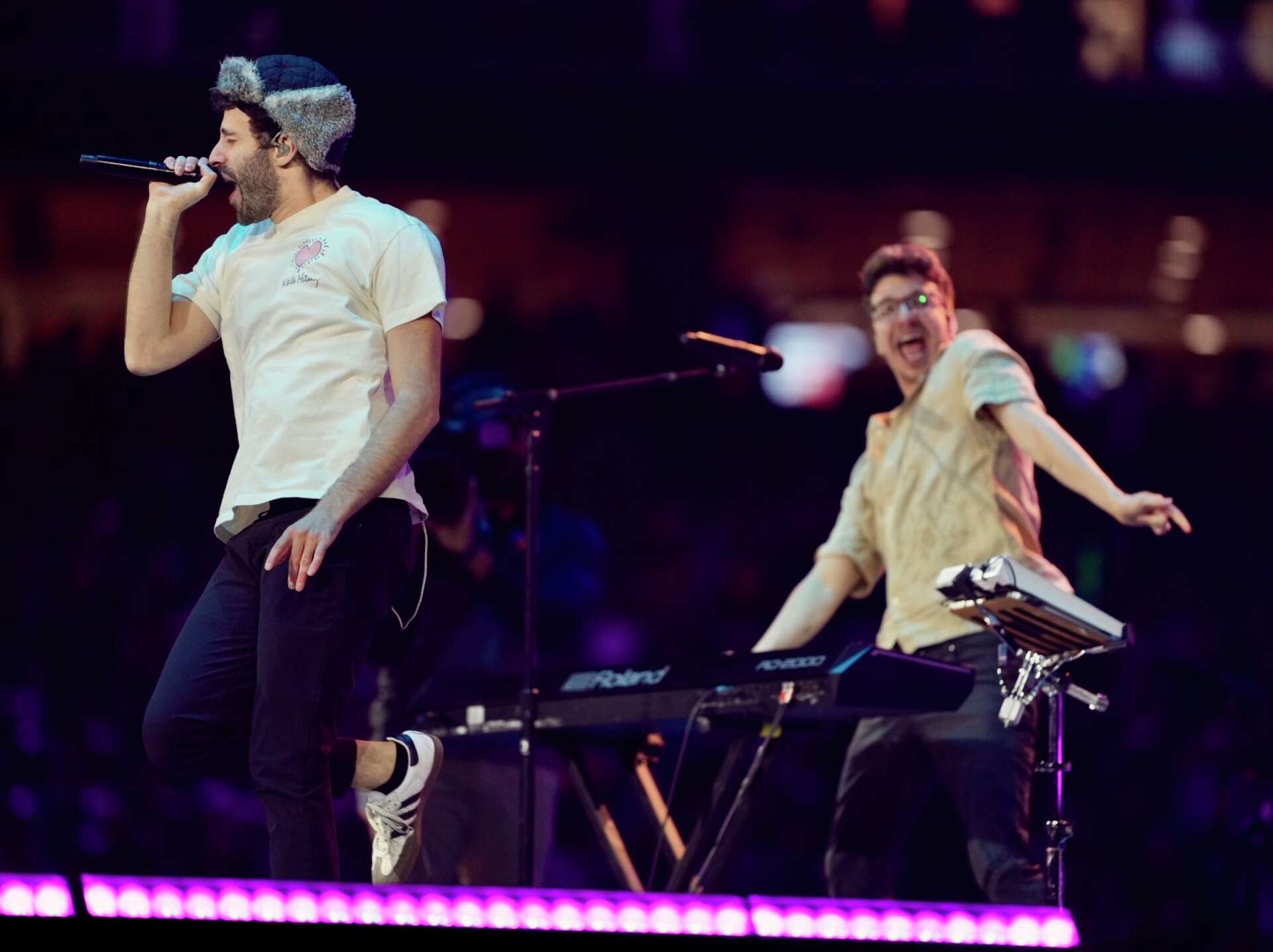 Houston Rodeo review: AJR has kids and families dancing in the aisles