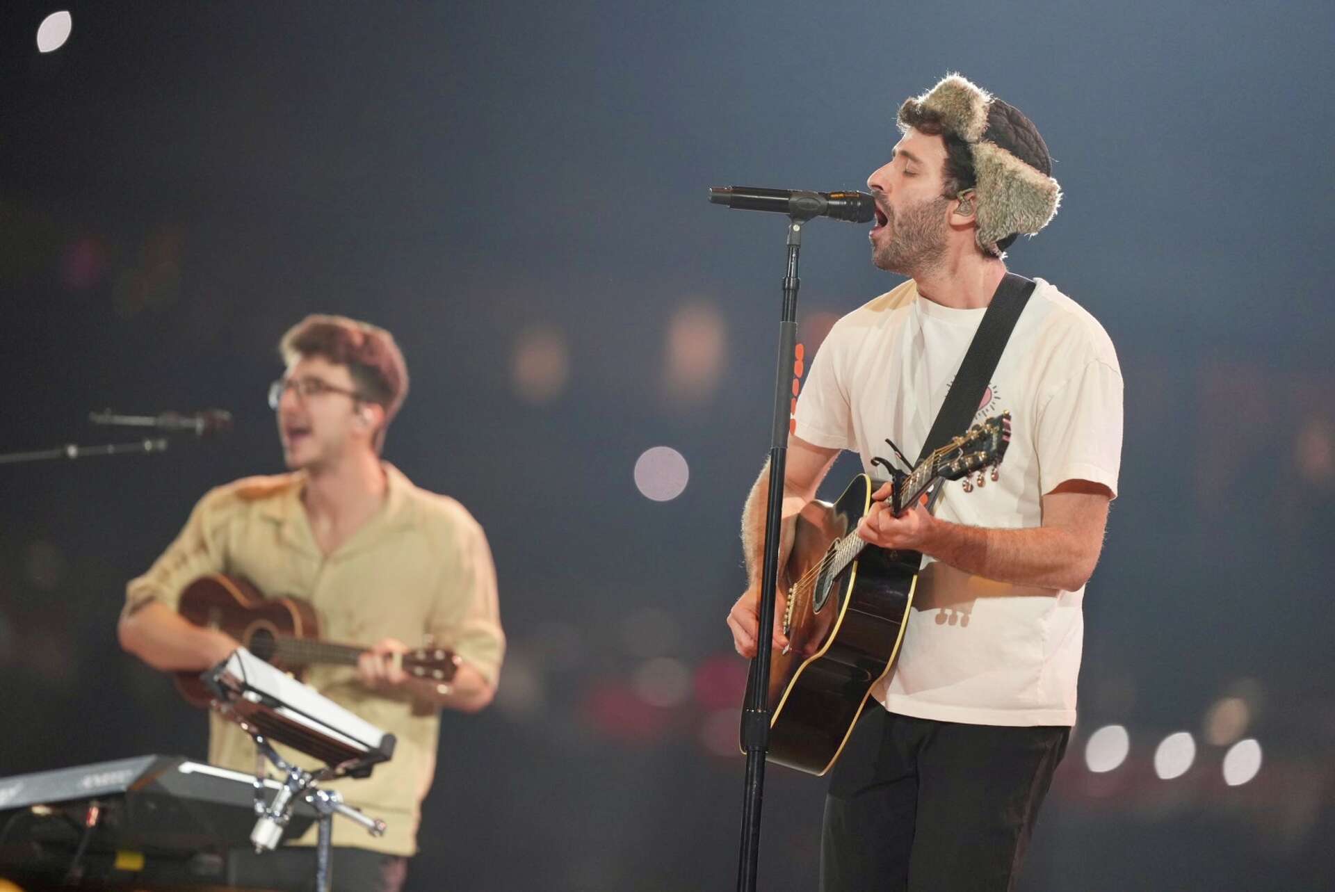 Houston Rodeo review: AJR has kids and families dancing in the aisles