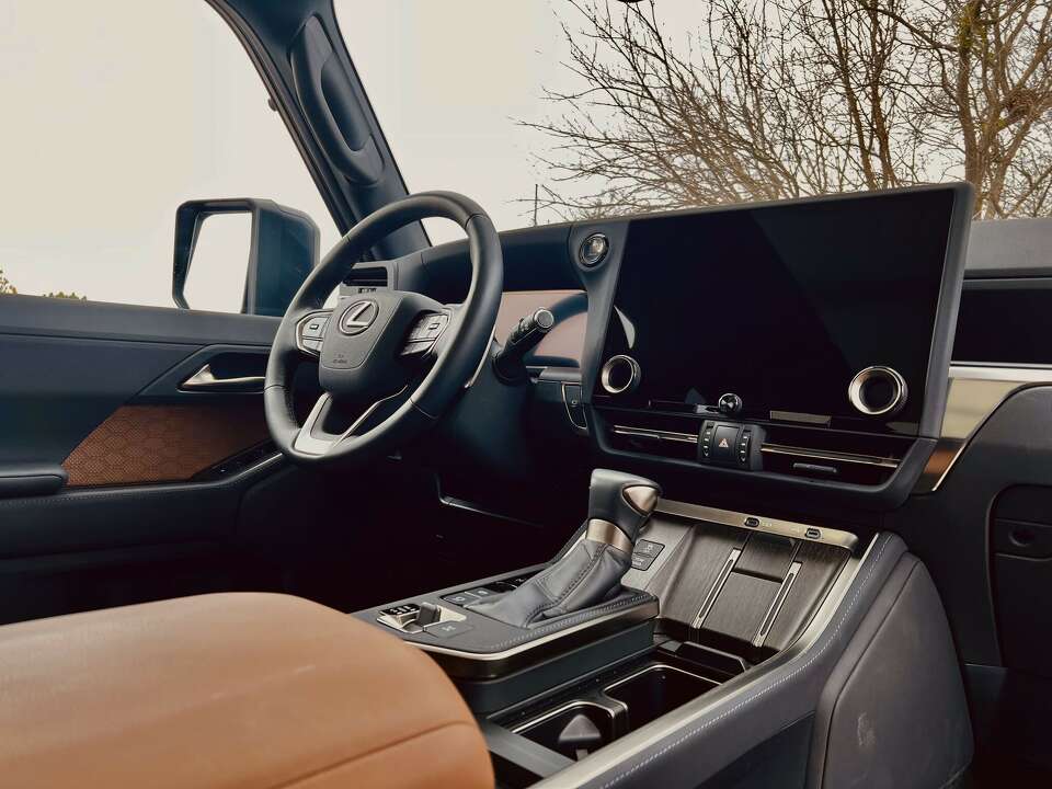 Lexus GX550 luxury SUV review