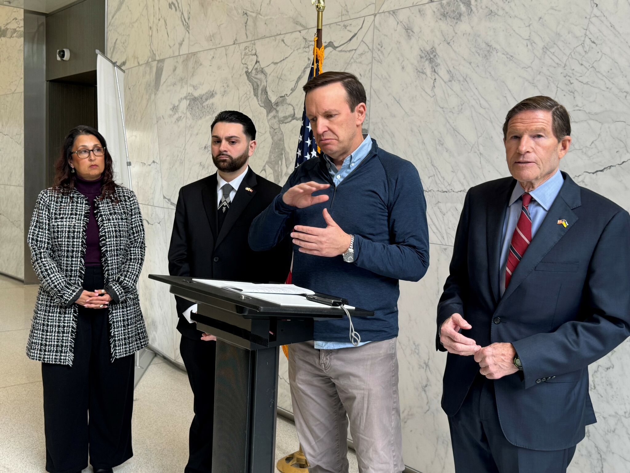 Connecticut's U.S. senators blast Trumps layoffs of IRS workers