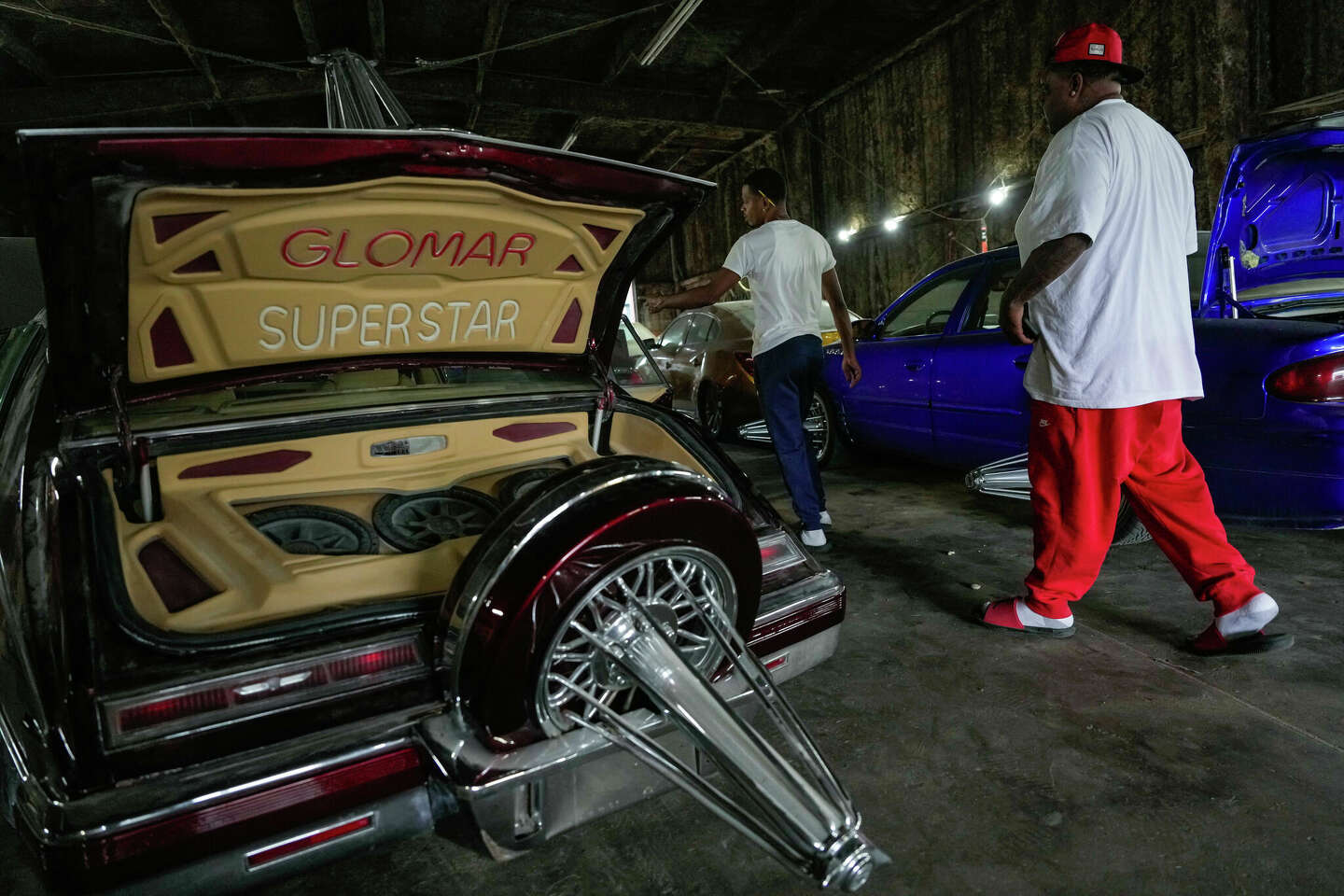 How are slabs made? A look at Houston's creative car culture