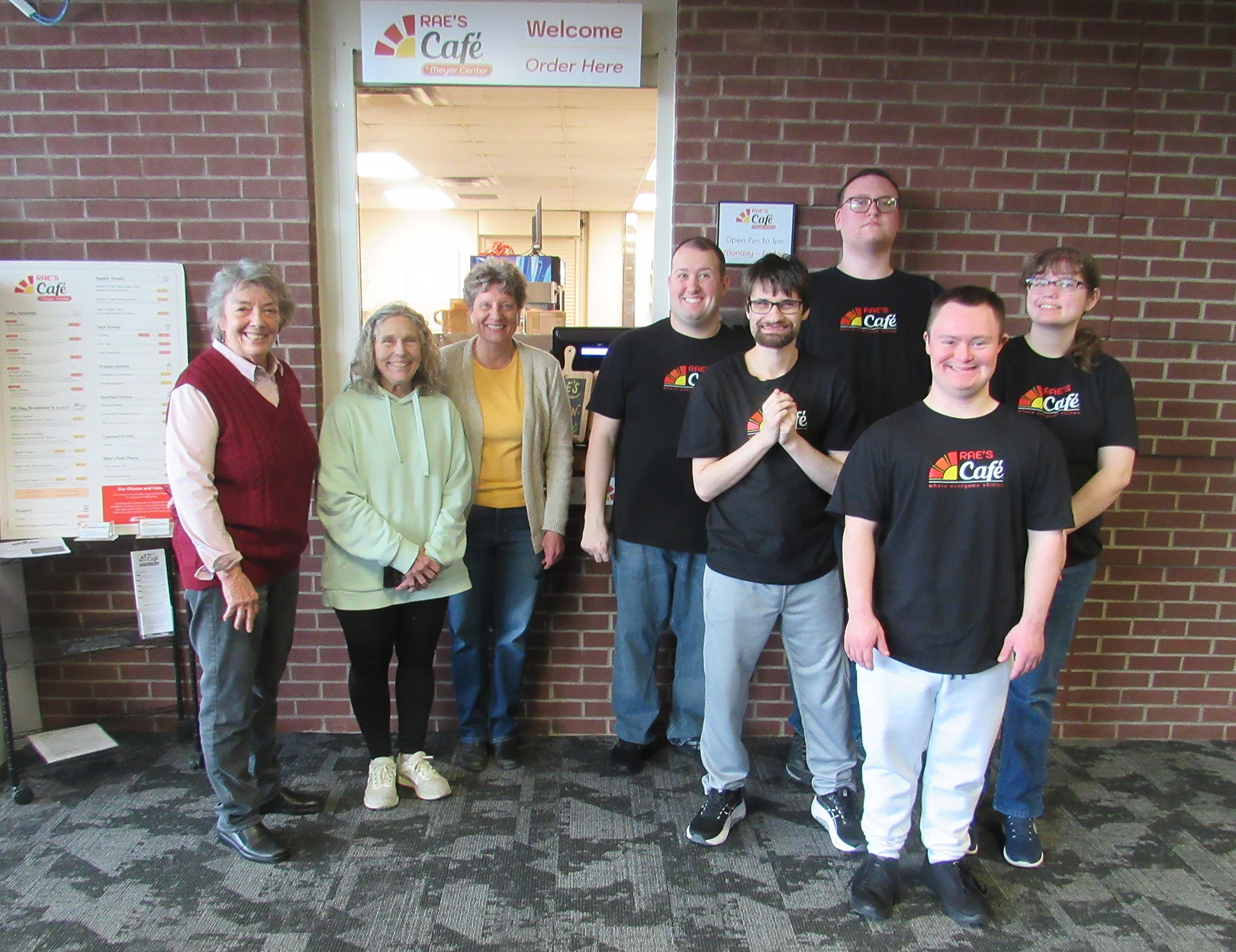 Illinois Alpha Nu's helps Edwardsville IL community