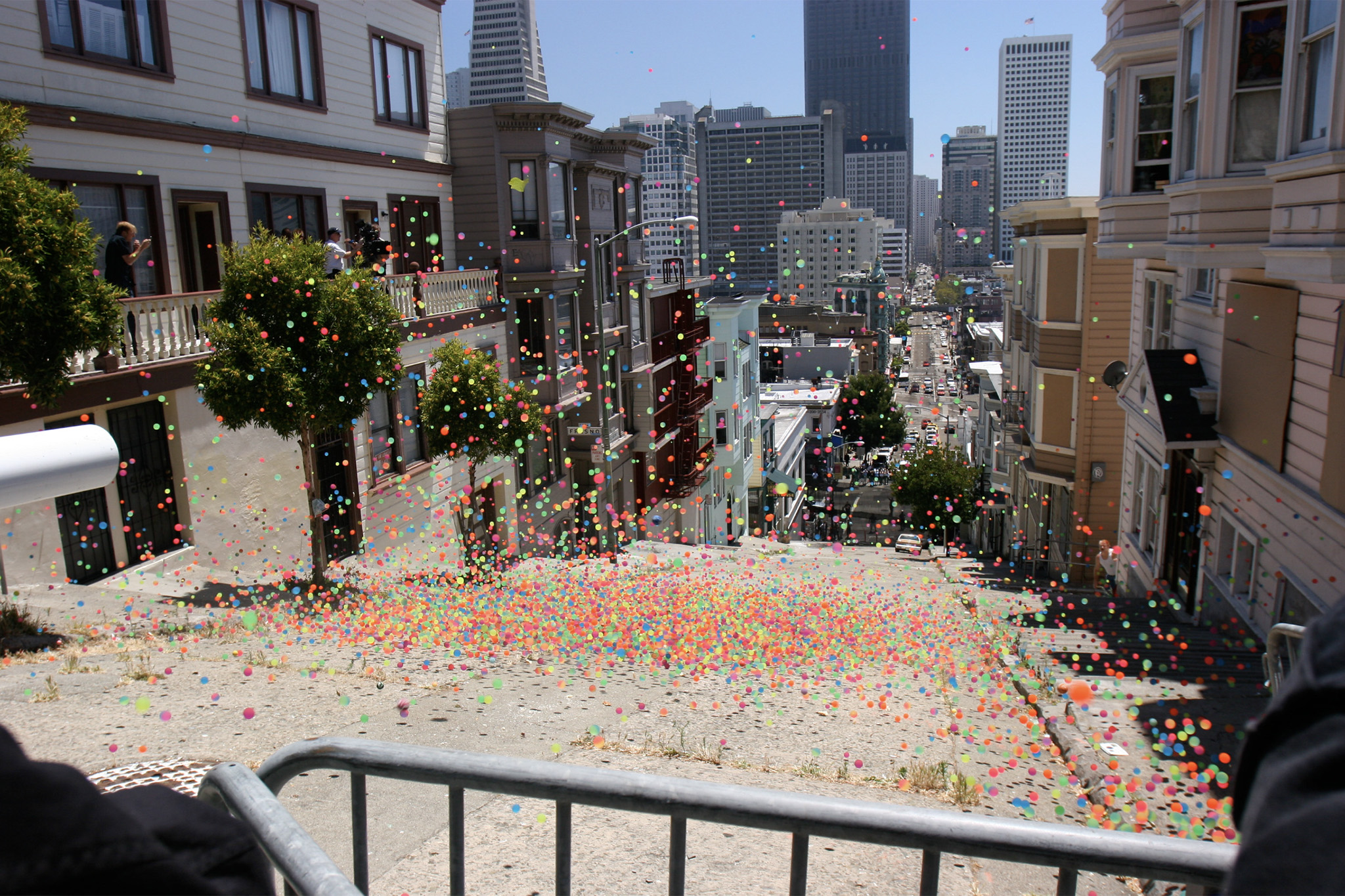 bouncing ball advert