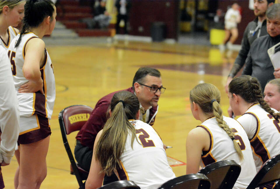 Sheehan chasing history, Cinderella finish at 2025 CIAC championships