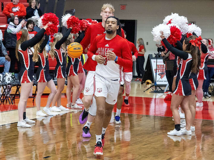 SIUE Cougars embraced by community amid best Division I season