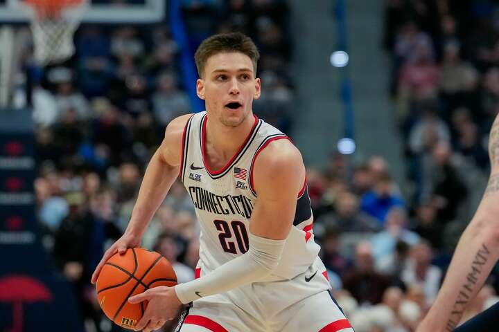 Scot Haney celebrates 25 years with Hartford's WFSB