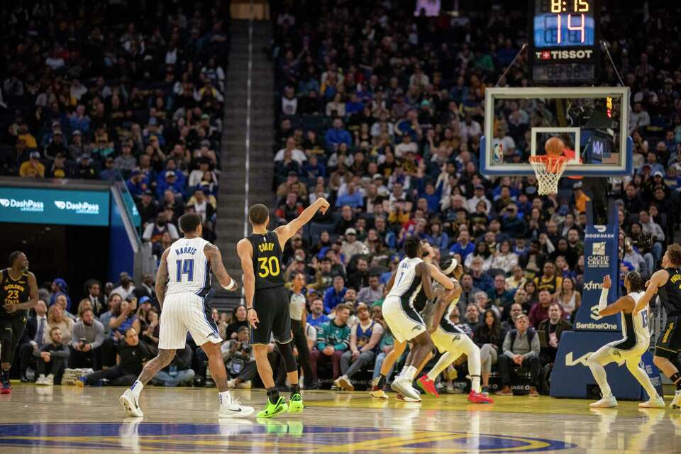 Steph Curry’s 4,000 3s: From a shy rookie to Warriors’ ‘sniper’