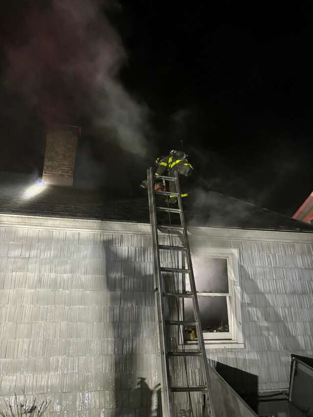 Man safely escaped Norwalk house fire on Tonetta Circle, official says