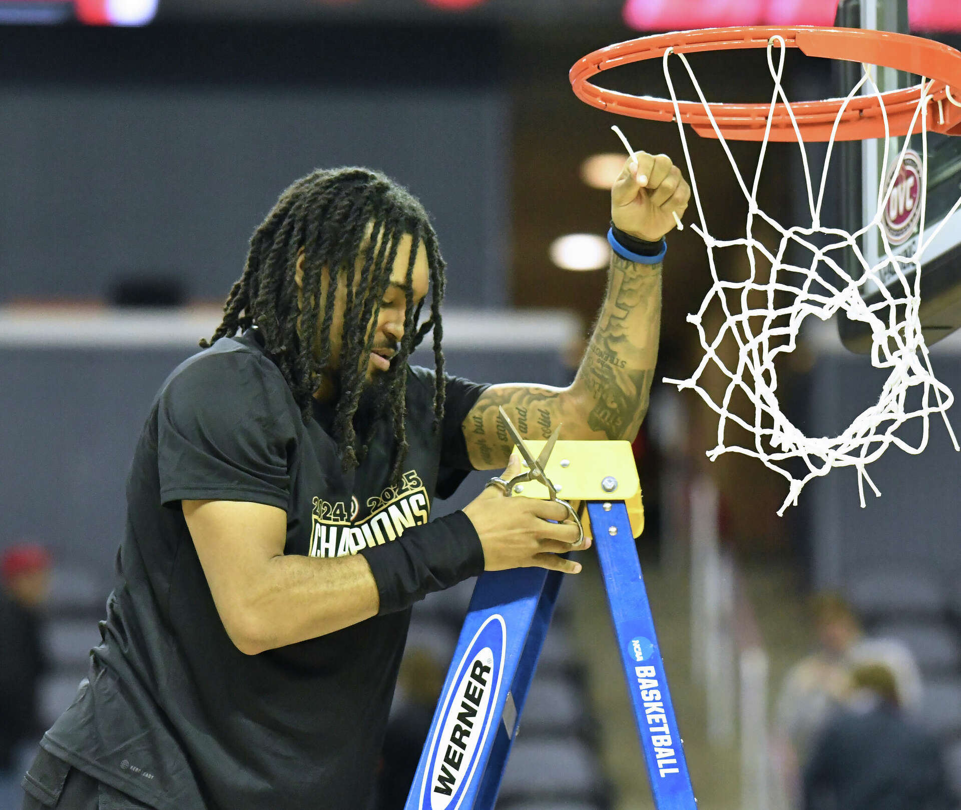 SIUE coach Brian Barone used a pair of scissors for motivation