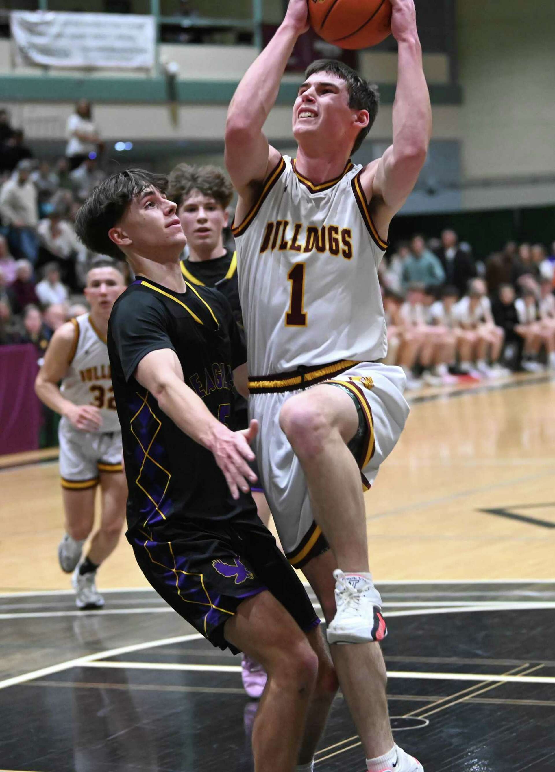Berne-Knox-Westerlo wins first boys' basketball title since 1979