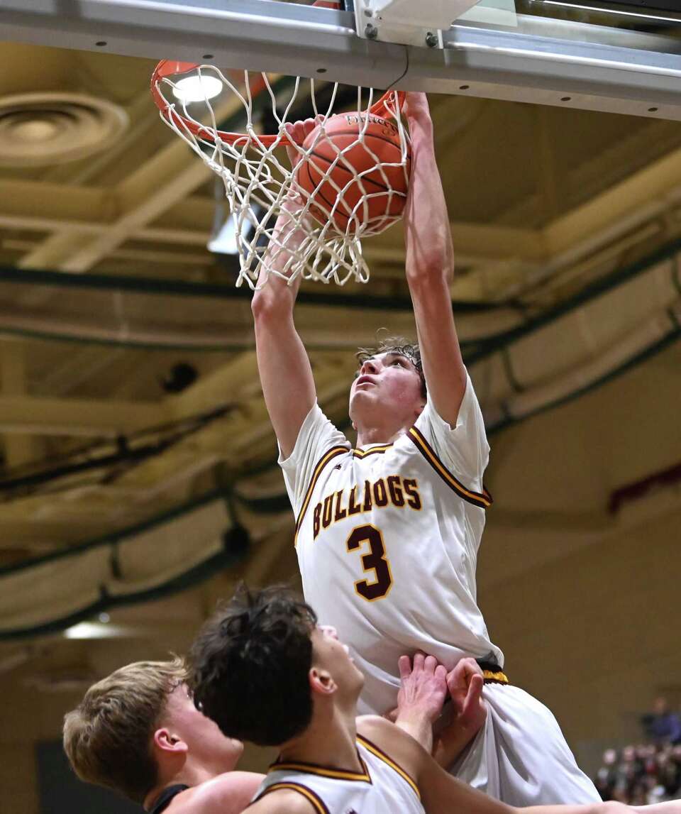 Berne-Knox-Westerlo wins first boys' basketball title since 1979