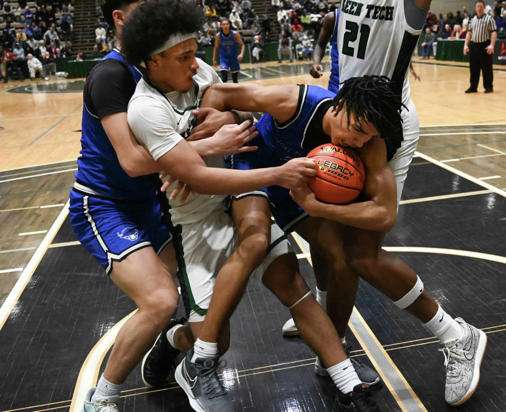 Shaker boys' basketball heads to NYS Class AAA semifinals