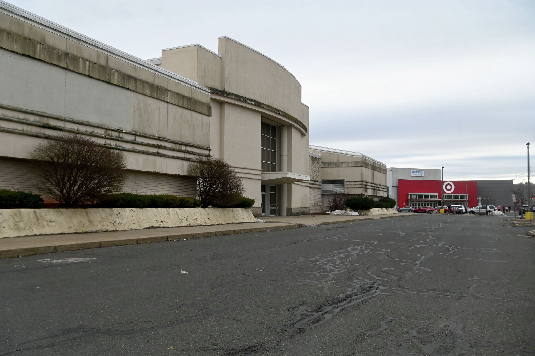 Enfield tweaks mall development agreement as Sears stalls lease buyout