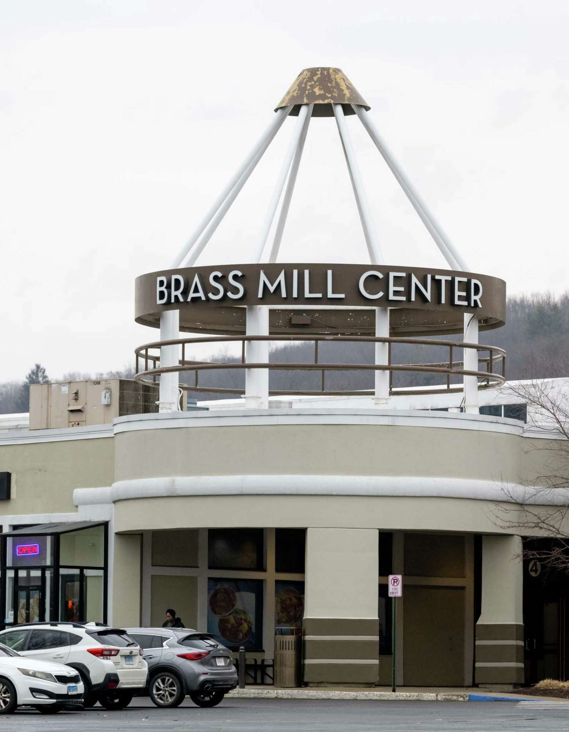 Pickleball at Waterbury's Brass Mill Center? Mall faces uncertainty
