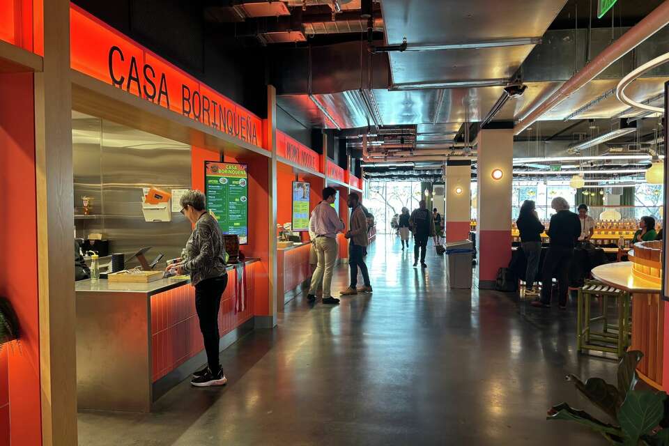 'Cannot afford to stay here': 2 restaurants exit downtown SF food hall