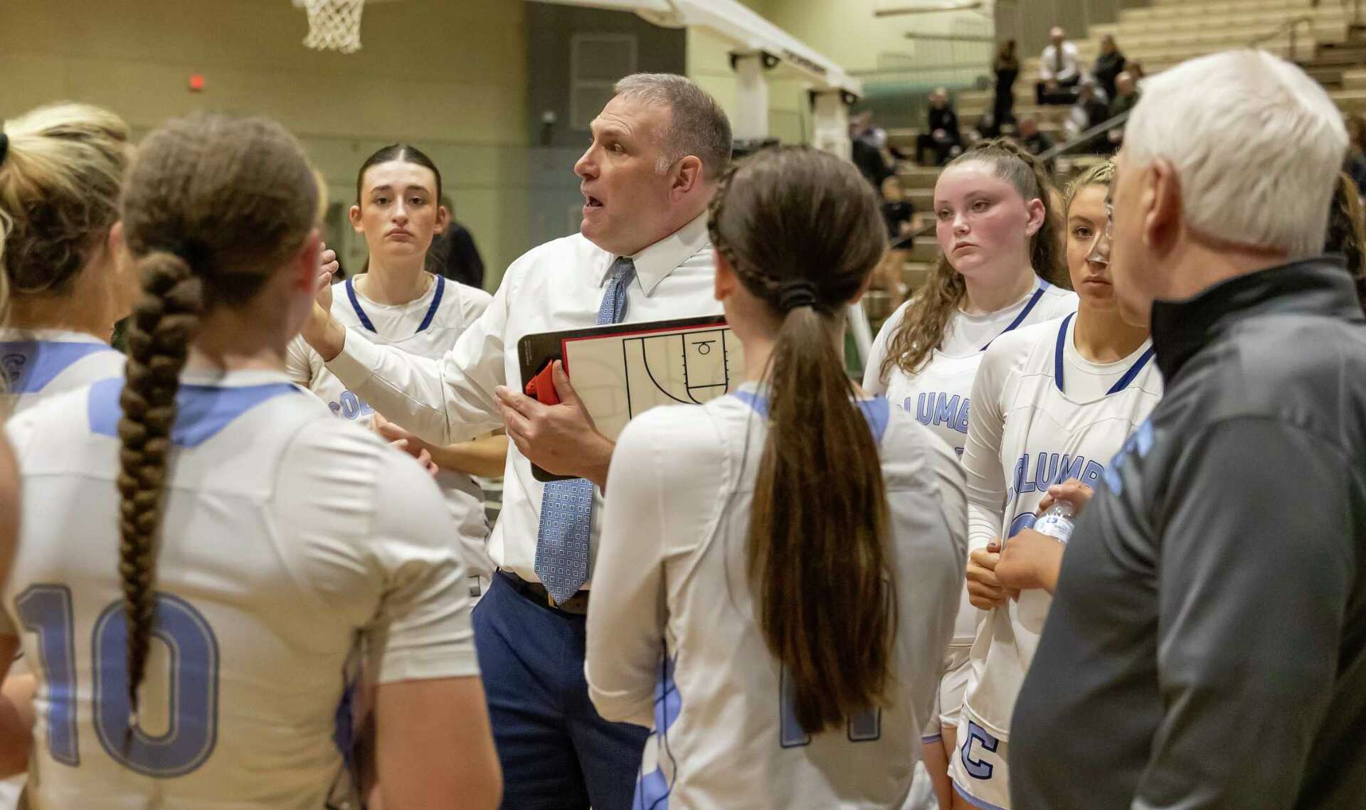Catholic Central wins Class AA girls' basketball title in thriller