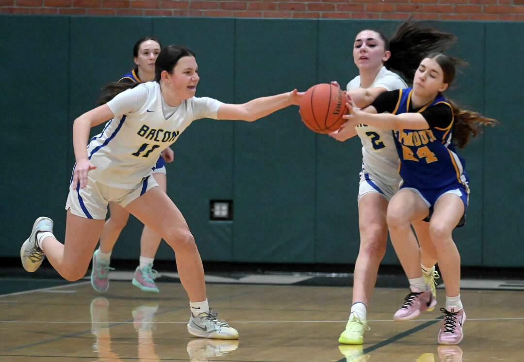Bacon Academy girls cruise past Seymour in CIAC Class M semifinals