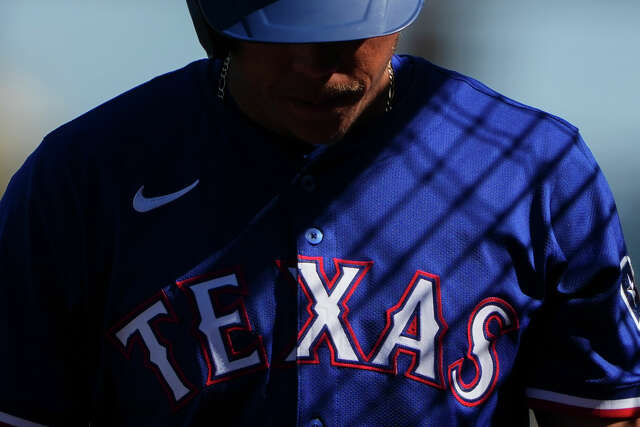 "TETAS" Rangers baseball cap pulled from online store shelves