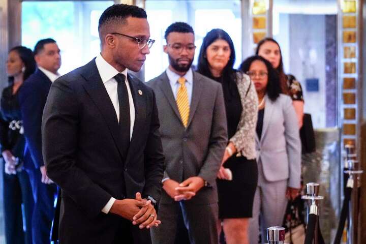 Christian Menefee files to replace Sylvester Turner in Congress