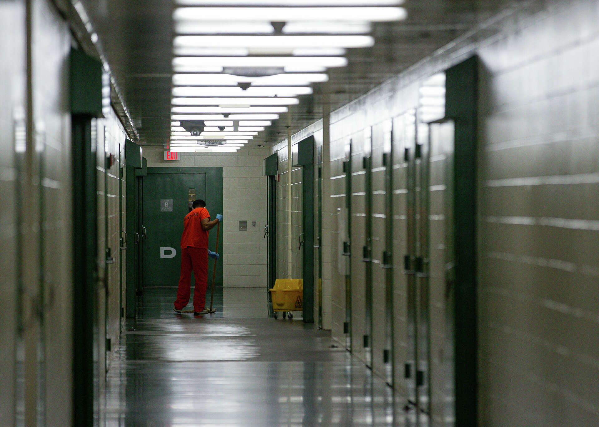 Harris County Sheriff's Office to find Texas jails for outsourcing