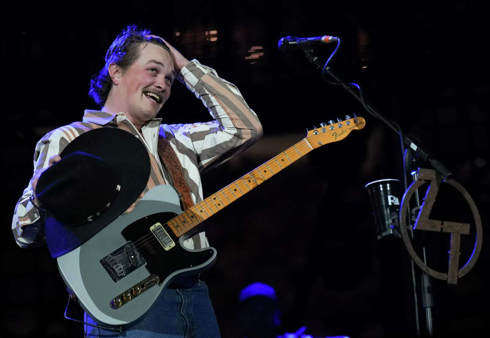 Houston Rodeo review: Zach Top keeps it country & covers George Strait