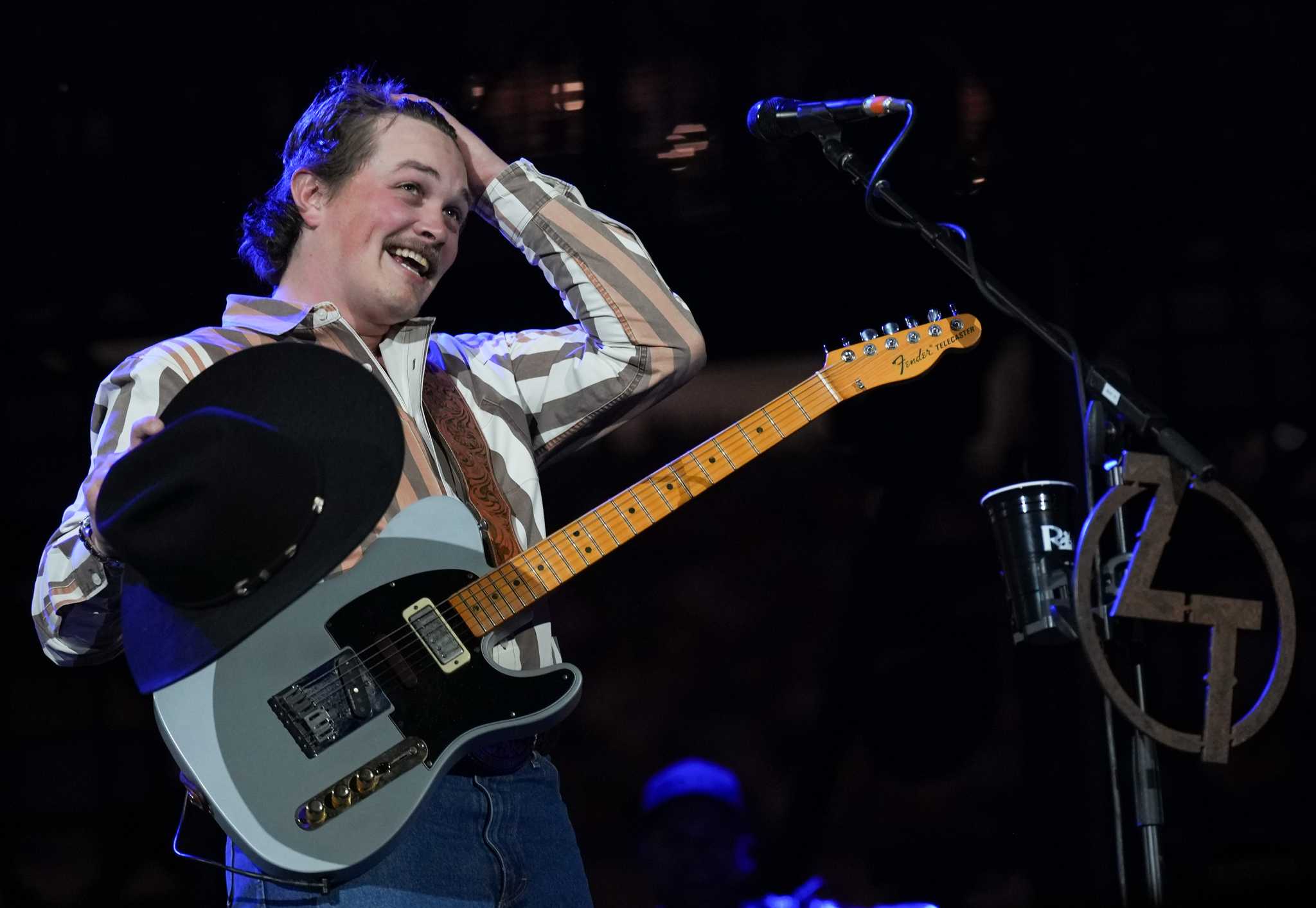 Houston Rodeo review: Zach Top keeps it country & covers George Strait