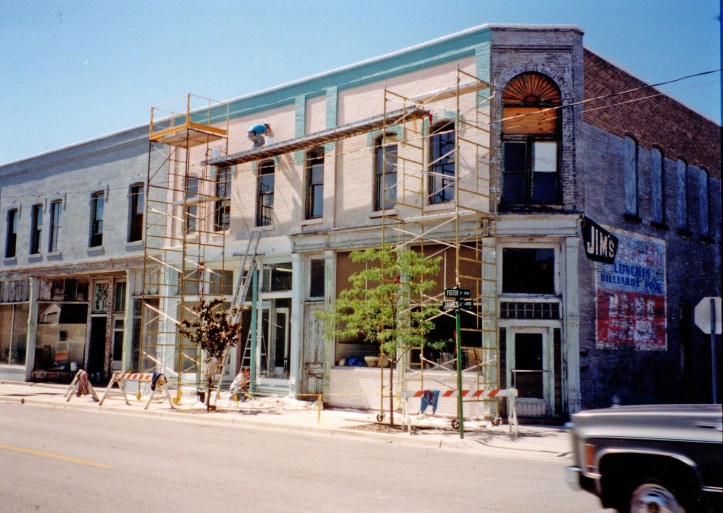 Jamesport Brewing marks 25 years in Ludington with celebration