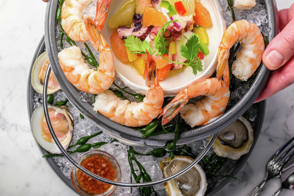 La Plage restaurant opens in Mystic's new Delamar hotel