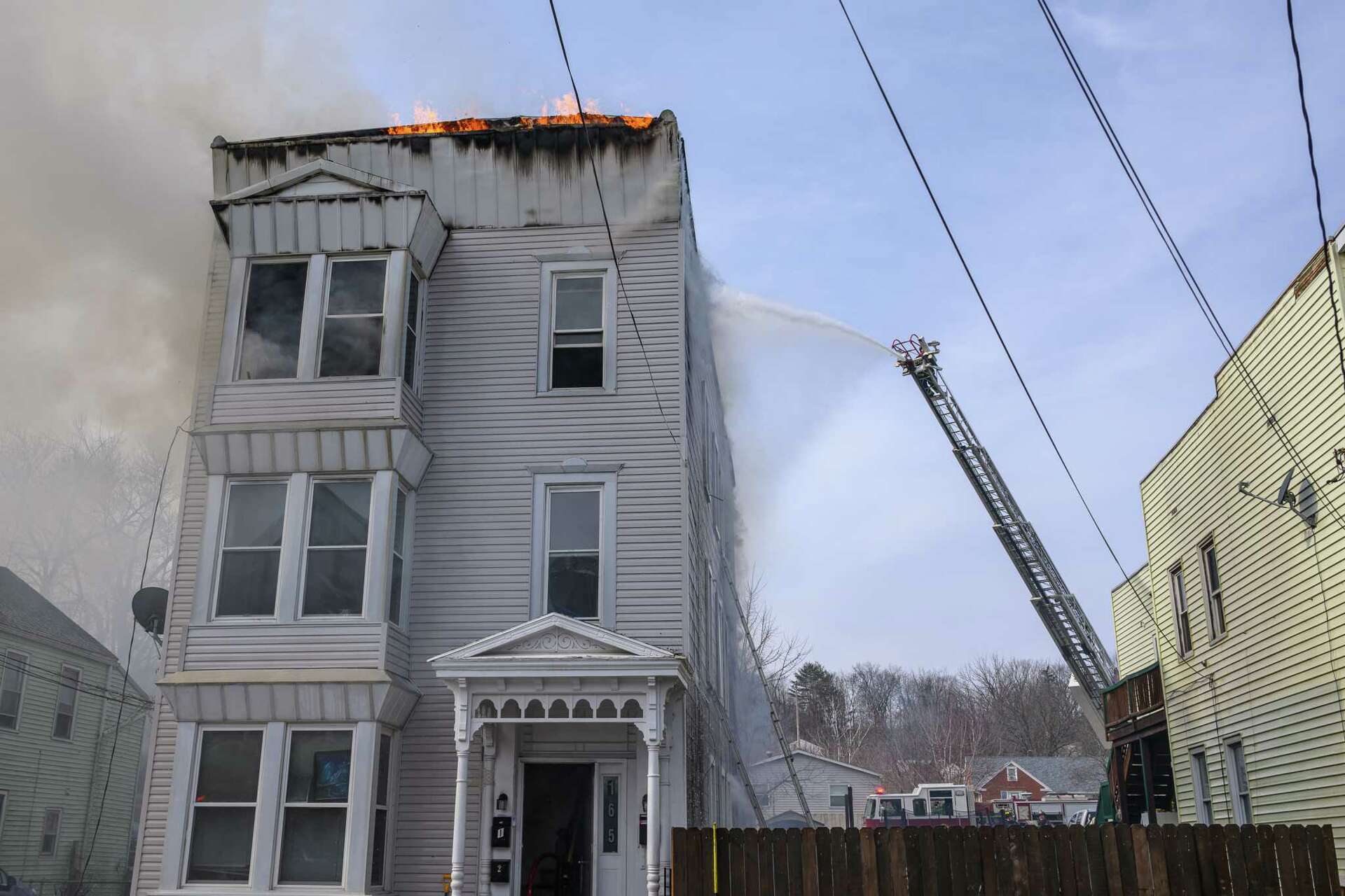 Firefighter injured, residents lose home after Cohoes fire