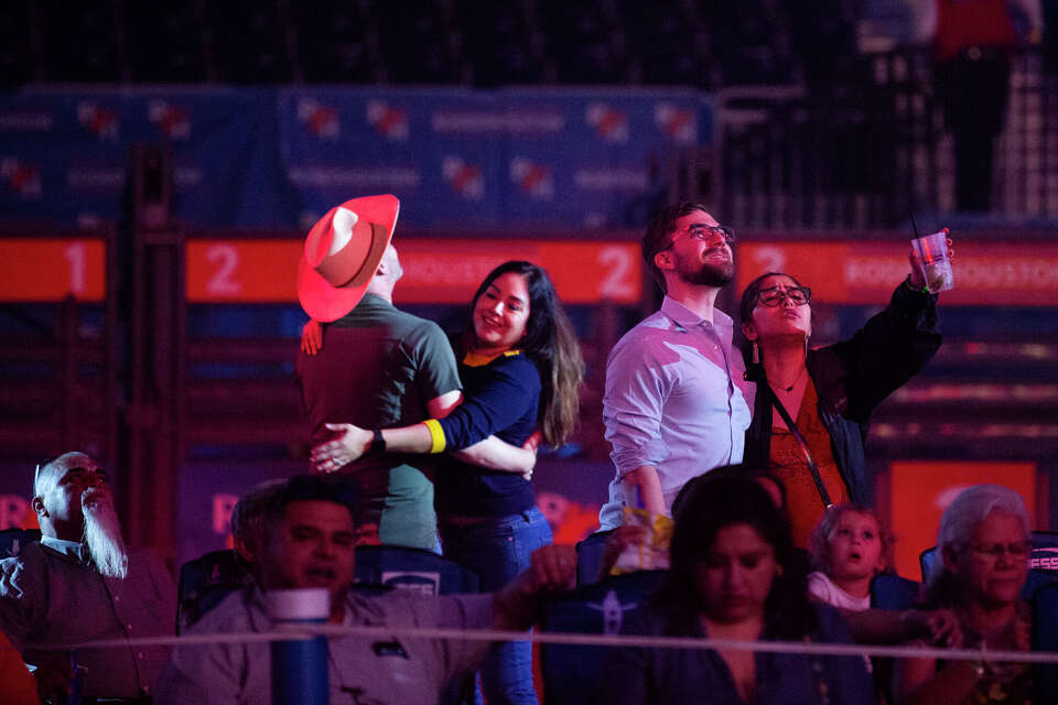 Houston Rodeo 2026 pro tips for concerts: Start time, show length