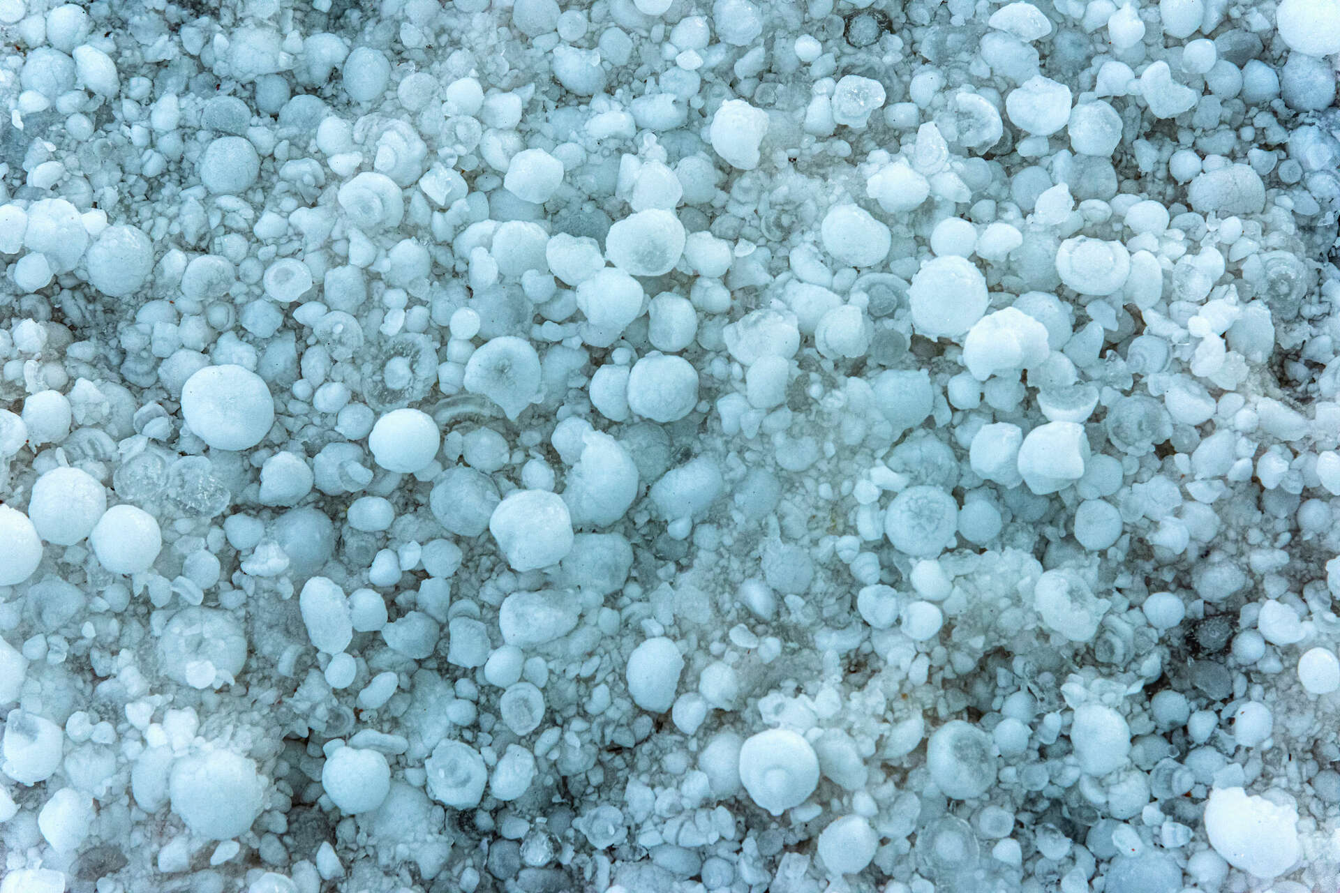 North Texas hit by golf-ball-sized hail in fierce storms