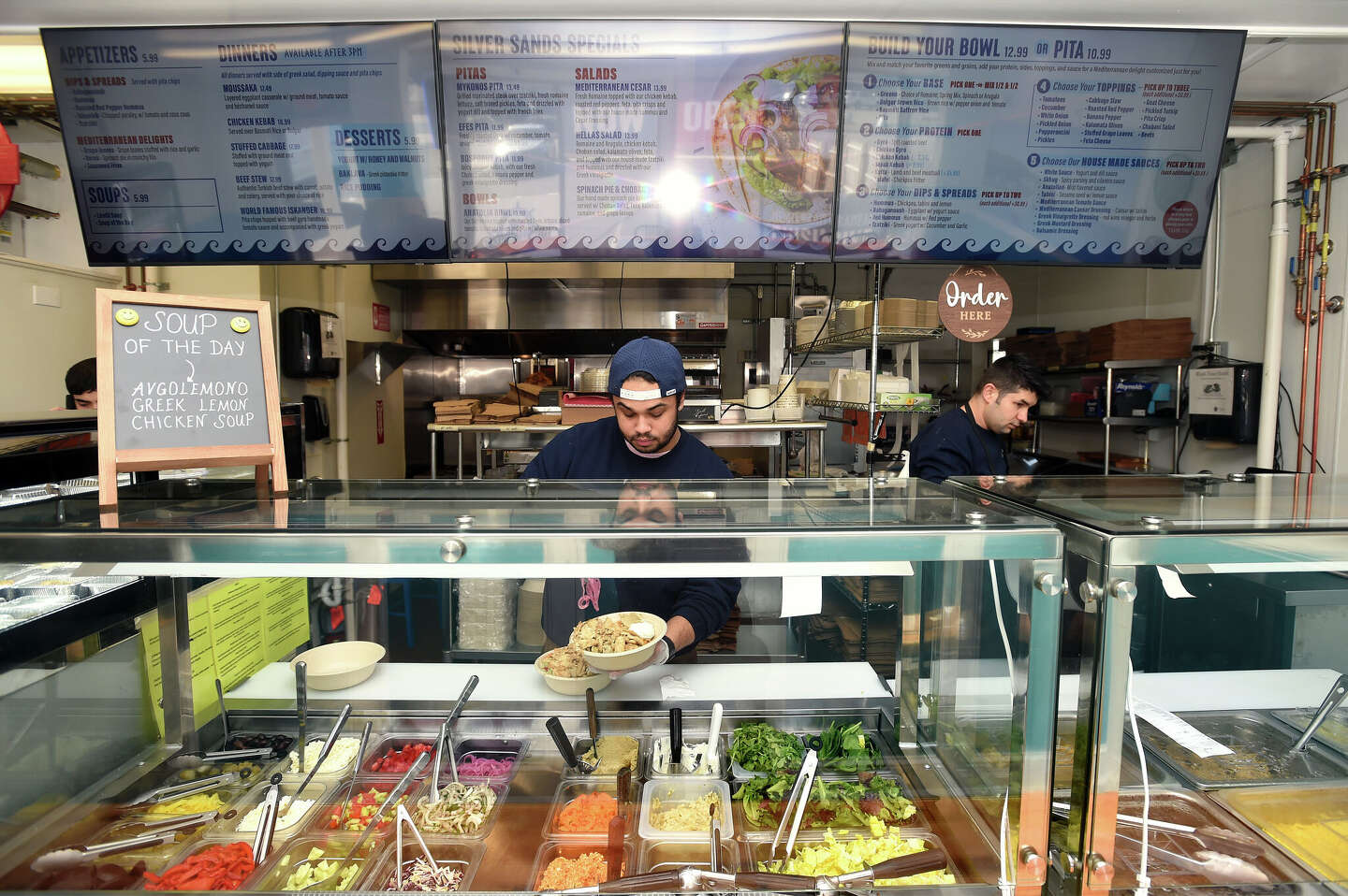Milford pizzeria branches out to Mediterranean with Silver Sands Gyro
