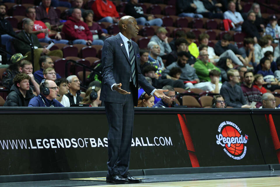 Yale men's basketball team aims for another NCAA Tournament berth