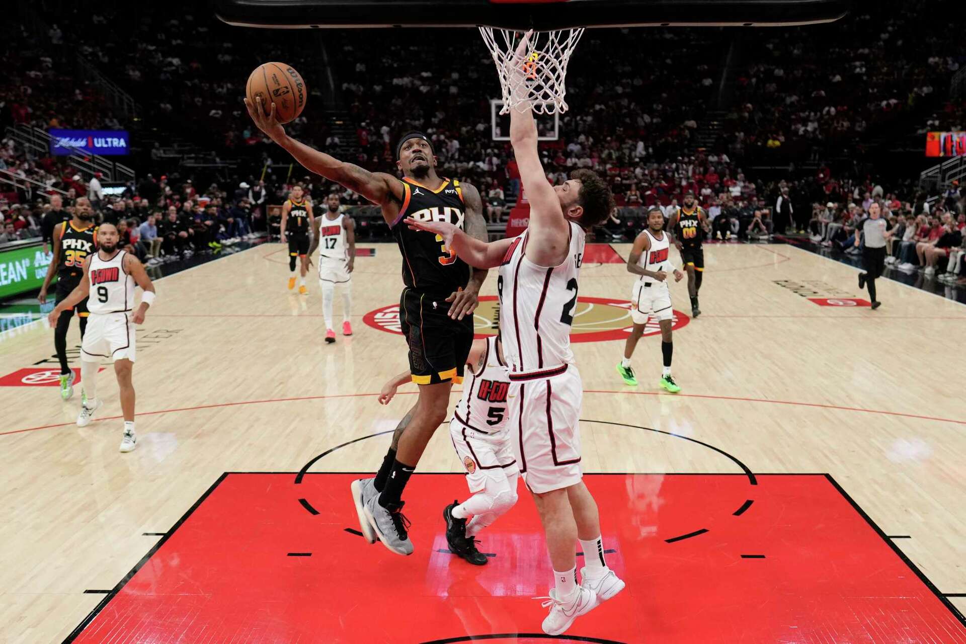 Houston Rockets top Phoenix Suns for fourth straight win