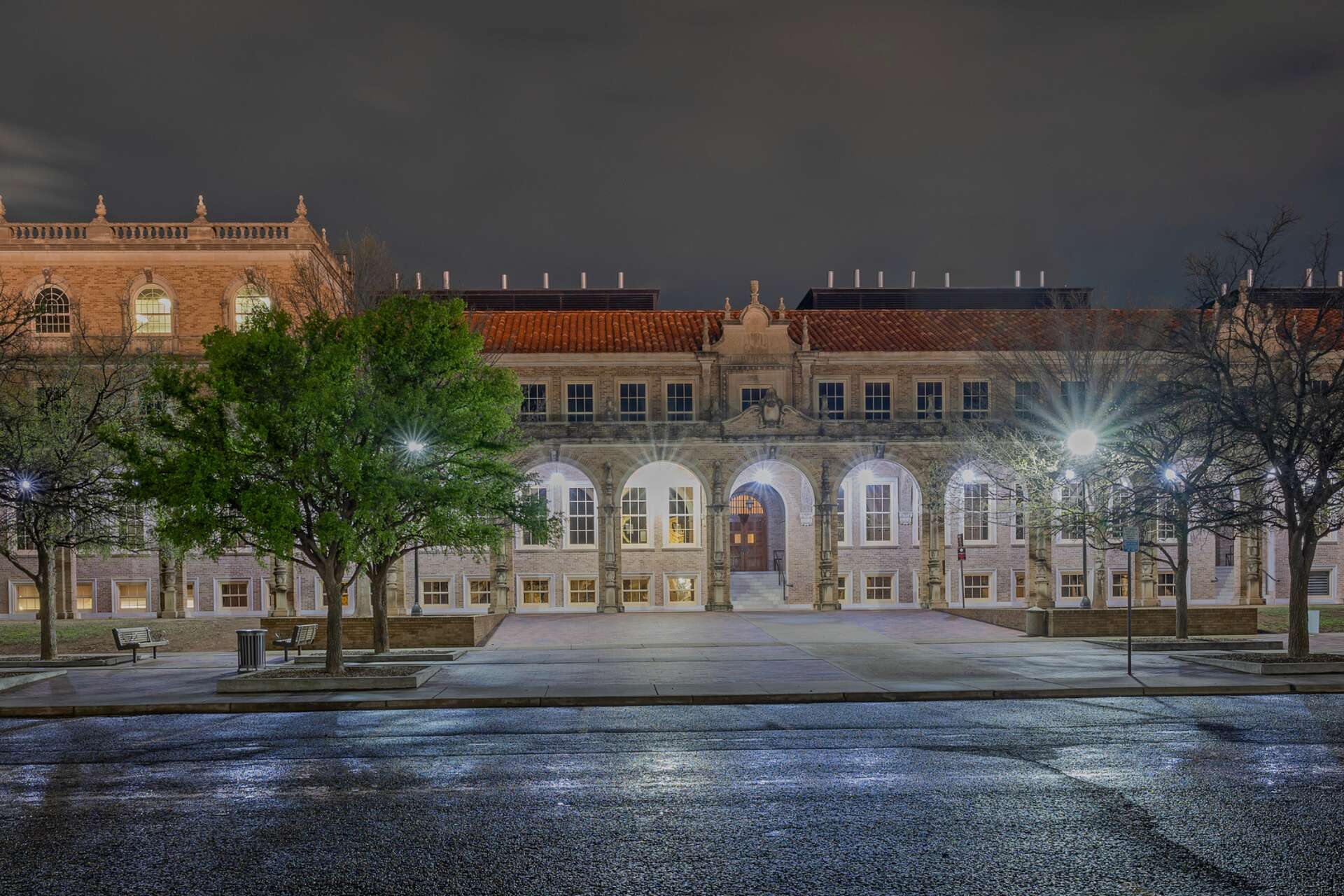 Texas Tech University closes Lubbock campus after explosion