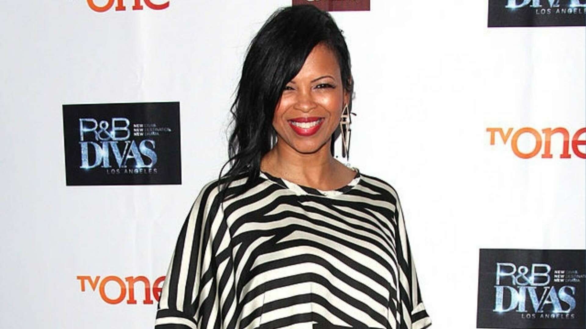En Vogue Singer Dawn Robinson Reveals She Has Been Living in Her Car ...