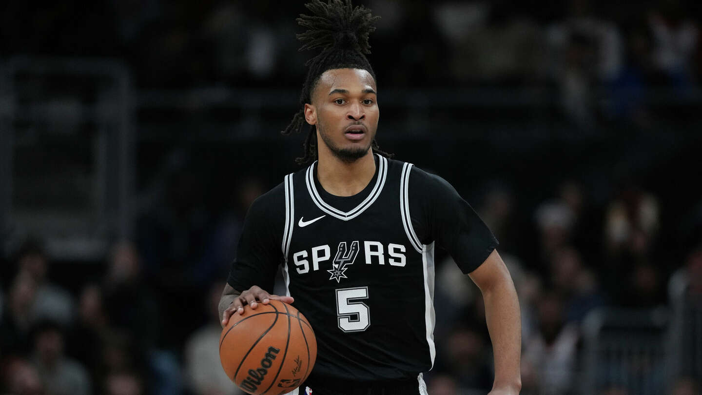 UConn alum Stephon Castle named NBA Rookie of the Year