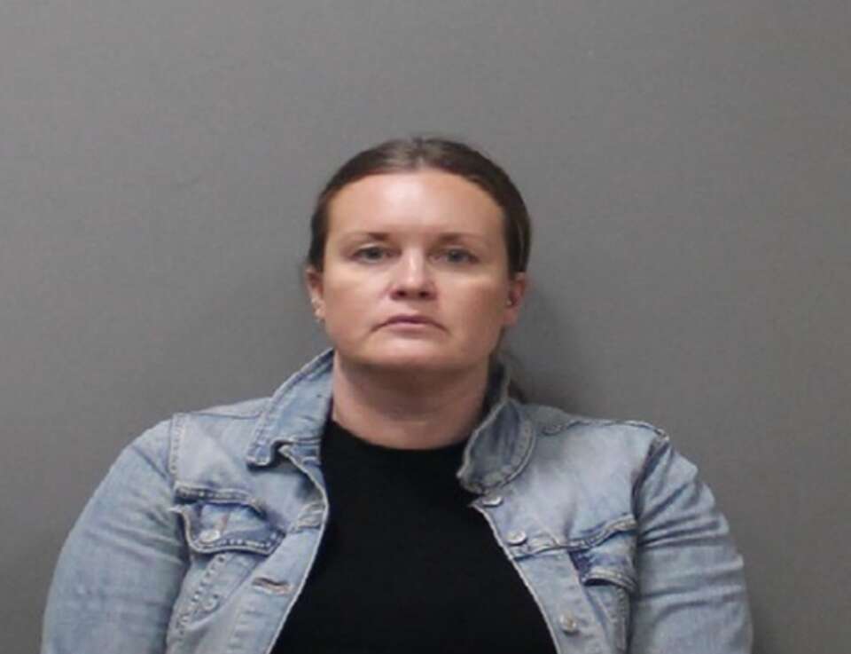 West Hartford school volunteer accused of stealing PTO money: Police